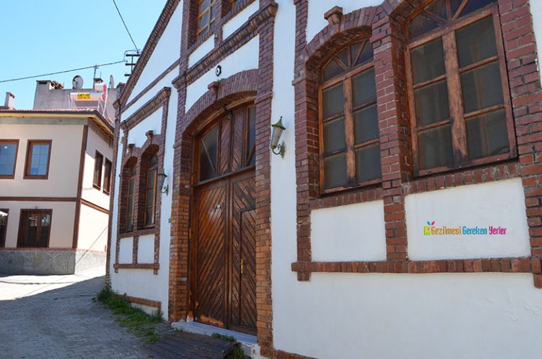 Trilye Nerede Nasıl Gidilir, Konaklama & Gezilecek Yerler / Bursa