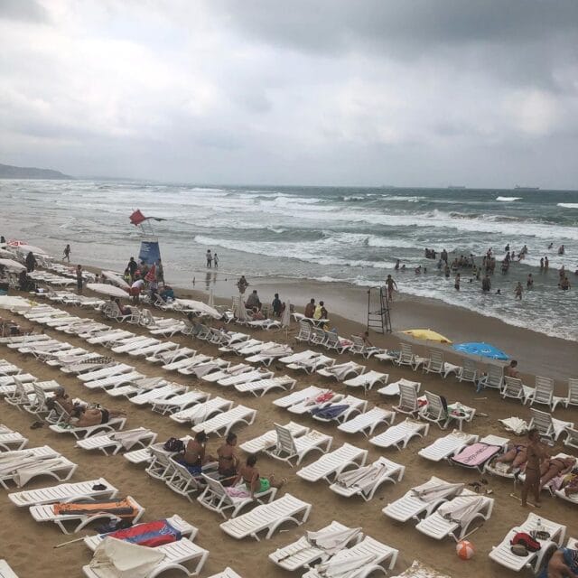 Kilyos Plajları | En İyi 10 Beach ve Giriş Ücreti 2025 - İSTANBUL