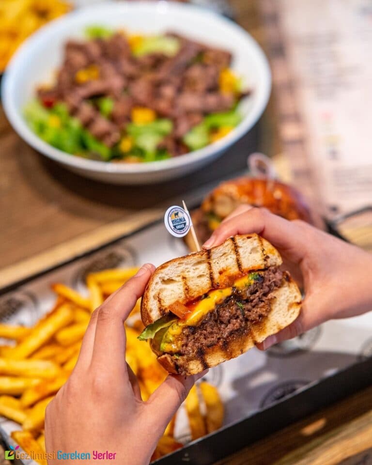 İstanbul'daki En İyi Hamburgerciler | Burgerin 20 Mekanı 2024
